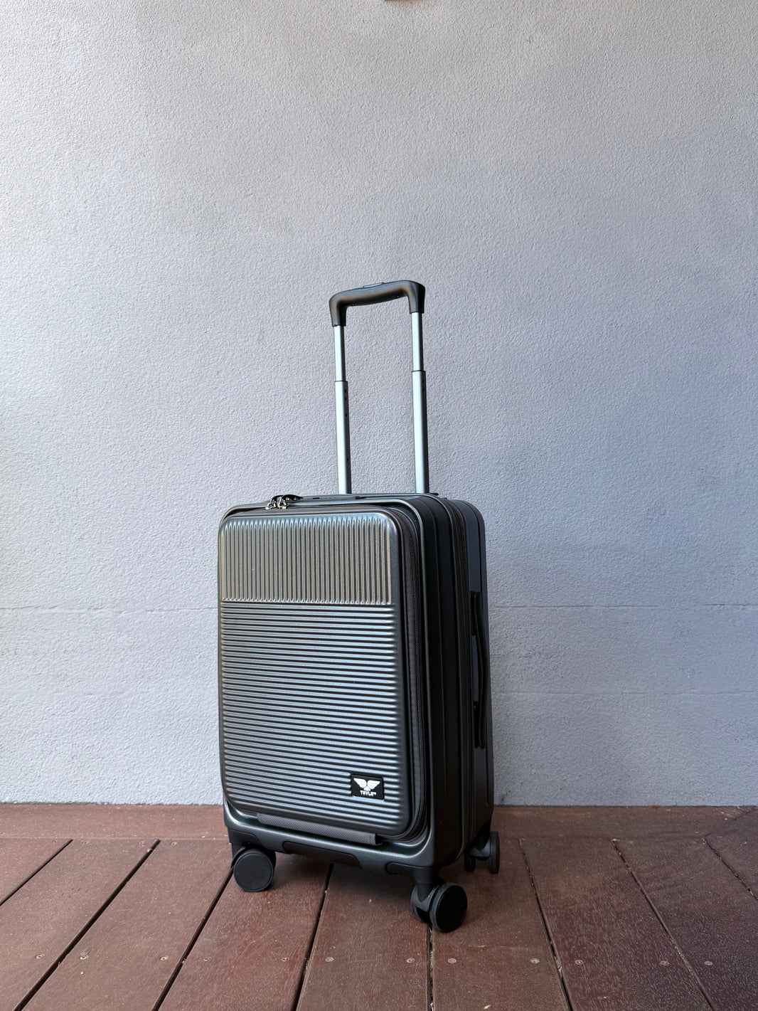 TRVLR™ | Smart Luggage & Travel Bags – 20% Off Sitewide